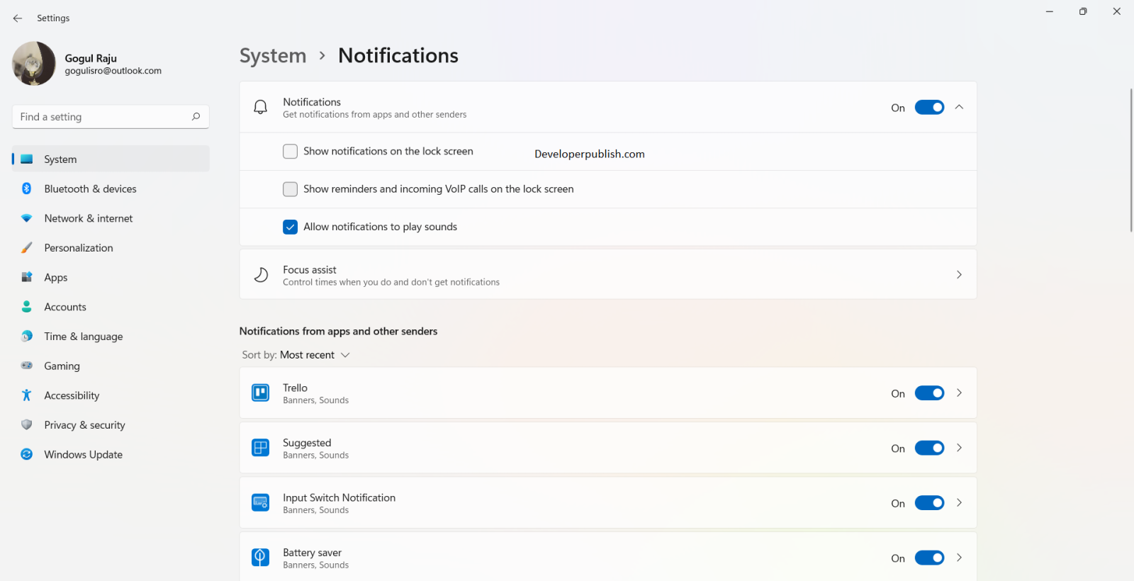 How to Turn On or Off Show Notifications in Windows 11 Lock Screen?